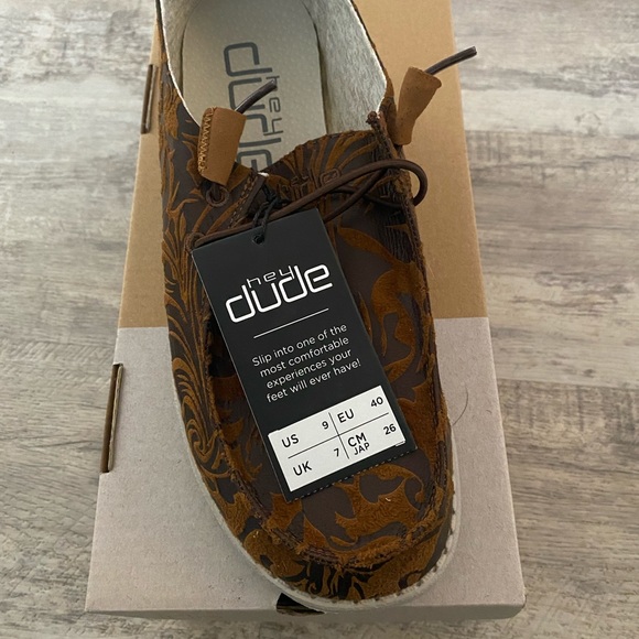 Hey Dude | Shoes | Nwt And Box Hey Dude Wendy Ranch Saddle Buckle ...